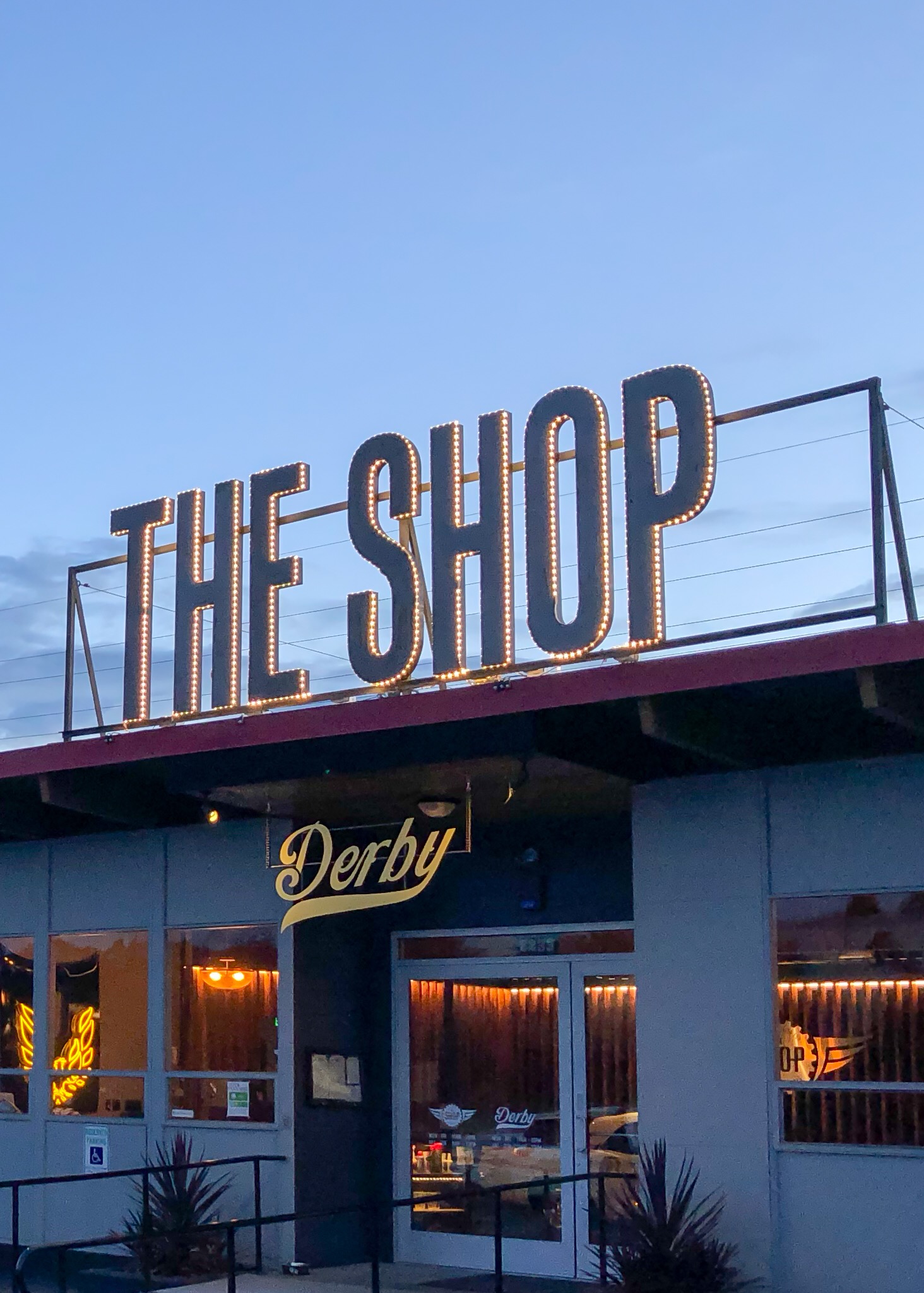 Car Girls & Cocktails - Beauty and Keys